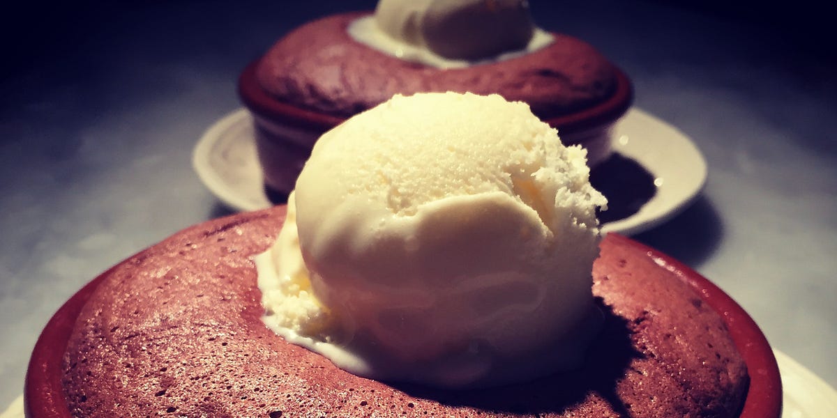 The perfect little lava cake - by Lesley Chesterman