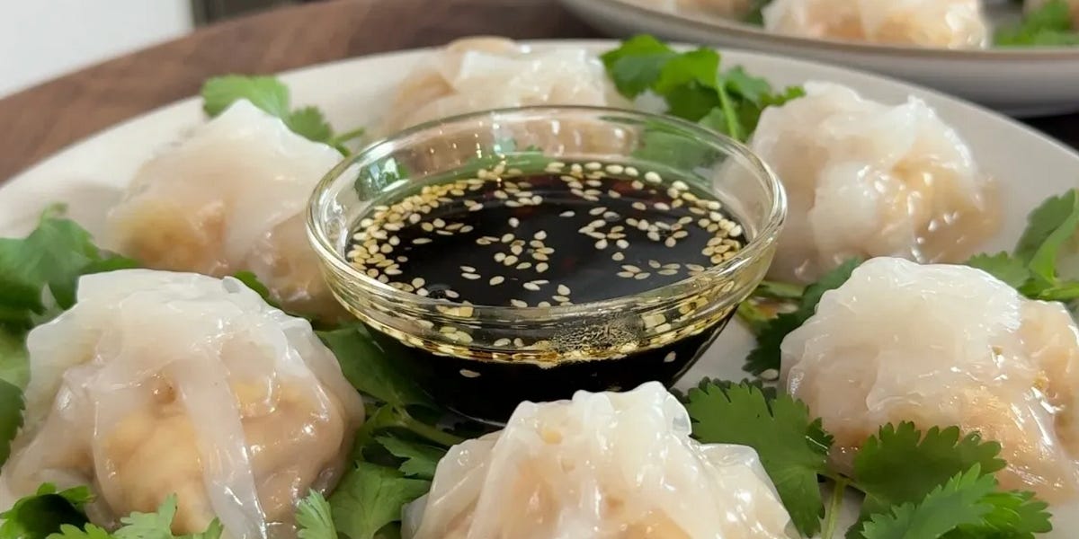 Healthy Steamed Shrimp Rice Paper Dumplings