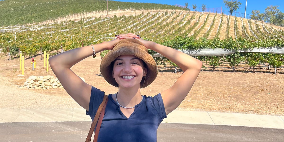 Welcome to Hello Hayes - by Alexandra Hayes Robinson