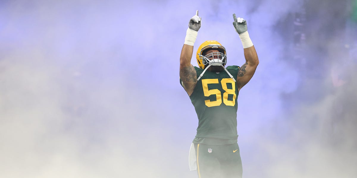 Old School: Why Packers vet Isaiah McDuffie is a linebacker for any era