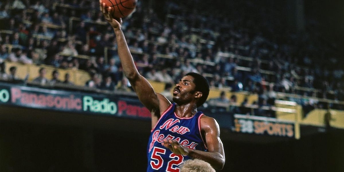 Is Buck Williams a Hall of Famer? - by Justin Kubatko