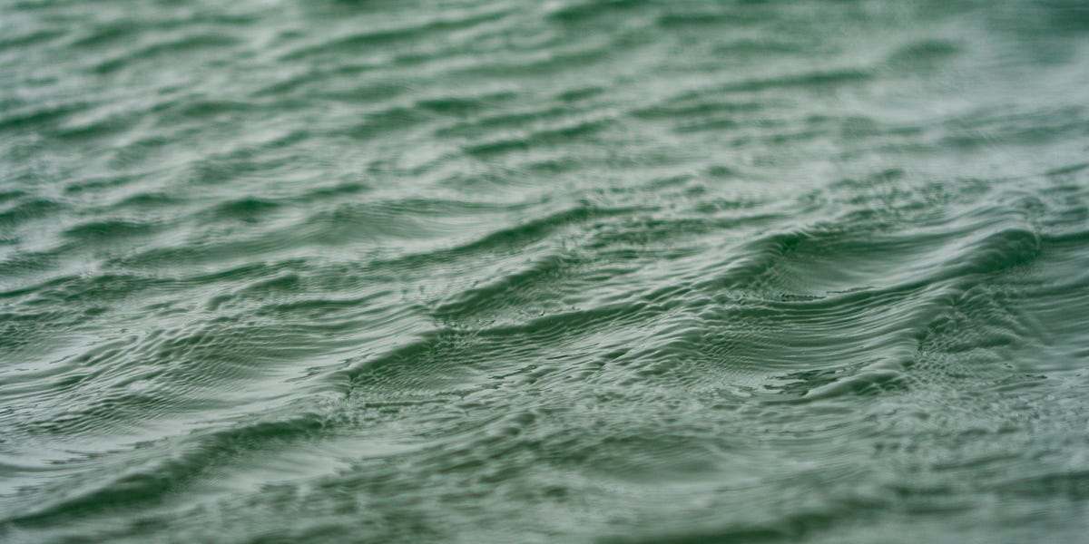 What is a wave? - by Kevin Okun - Science of Surfing