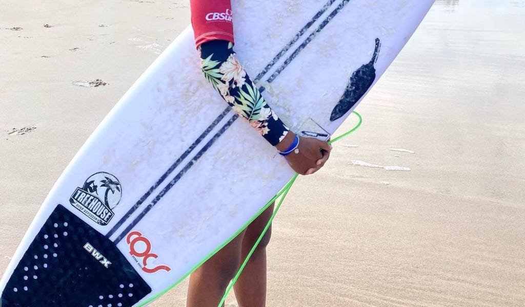 Conheça Maria Eduarda, primeira surfista negra da Rip Curl Brasil