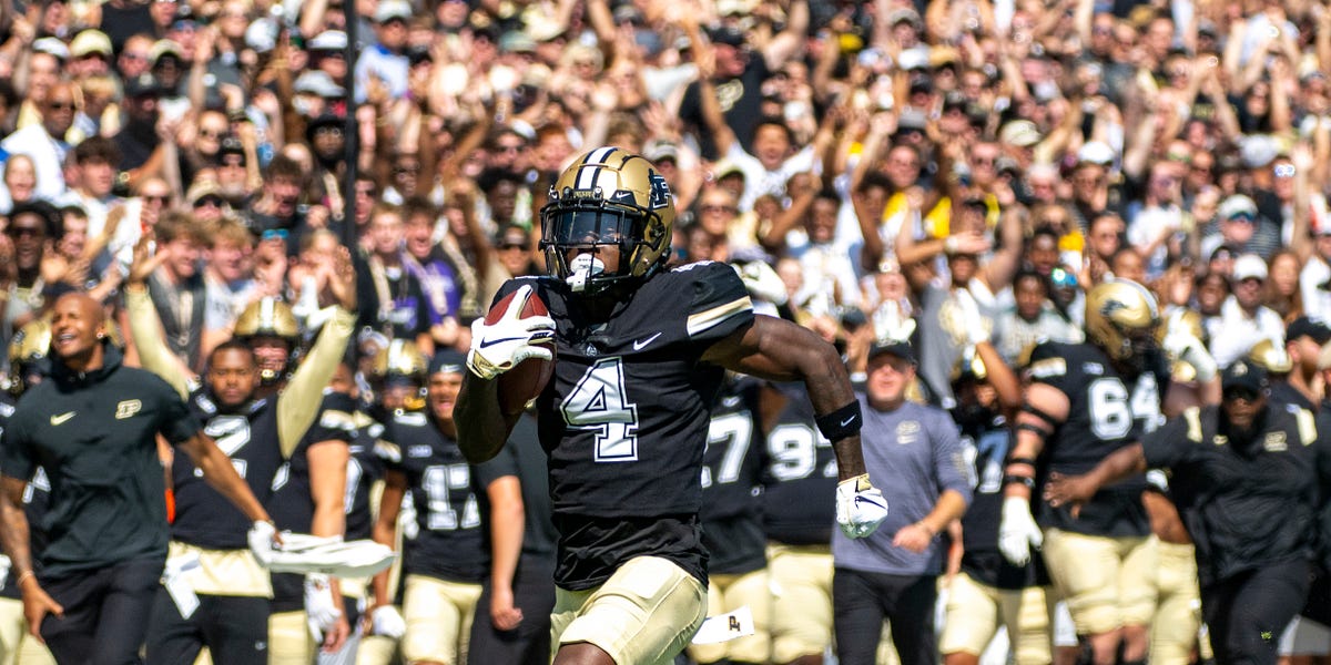 Amidst other question marks, former Boilermaker wins Sooner spring game