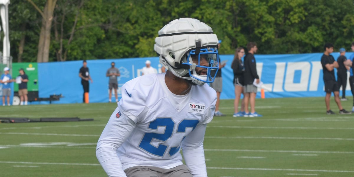 Pressers and scrums: CB Davis loving how hard Lions' pass-catchers are pushing him