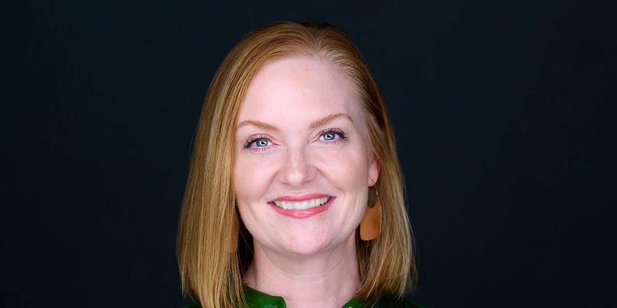 Welcome to Keep Moving Forward! - Rachel Vindman