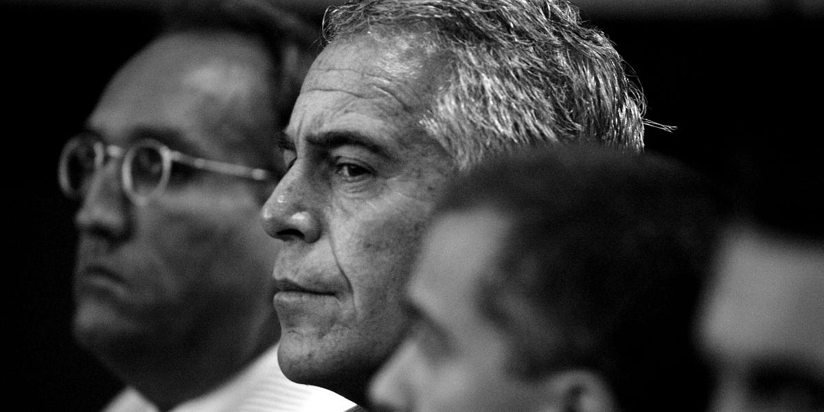 𝗔𝗹𝗹 𝗼𝗳 𝘁𝗵𝗲 𝗻𝗮𝗺𝗲𝘀 𝗺𝗲𝗻𝘁𝗶𝗼𝗻𝗲𝗱 𝗶𝗻 𝘁𝗵𝗲 𝗻𝗲𝘄 𝗝𝗲𝗳𝗳𝗿𝗲𝘆 𝗘𝗽𝘀𝘁𝗲𝗶𝗻 𝗱𝗼𝗰𝘂𝗺𝗲𝗻𝘁𝘀.