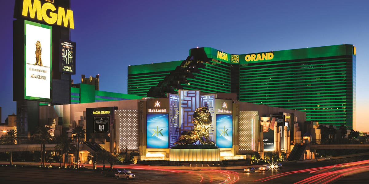 MGM Grand Garden Arena, boxing's spiritual home, hits milestone