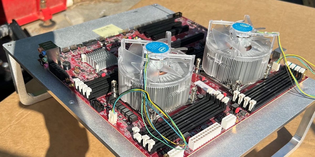 Centaur CHA’s Probably Unfinished Dual Socket Implementation