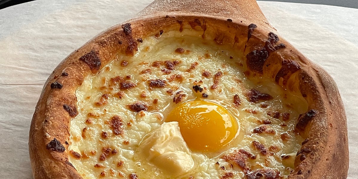 #27: Dating monogs as a non-monog - by Morlene