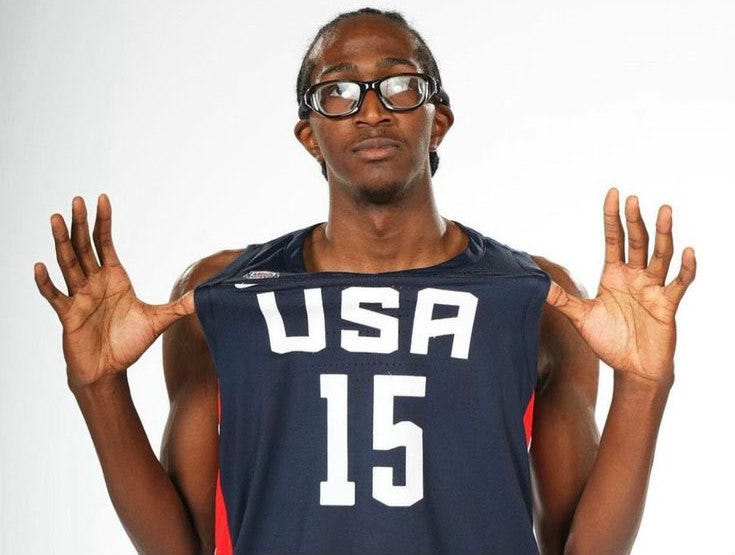 Louisville inks 2023 class 'centerpiece' Dennis Evans; JUCO guard Koron ...