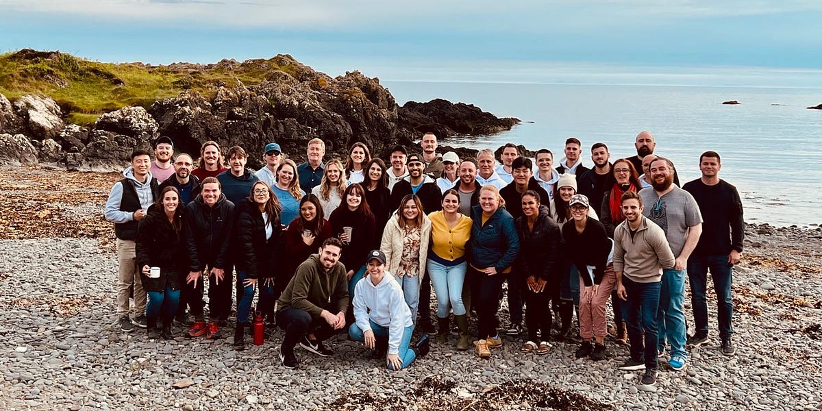 How To Plan An Effective All-Hands Meeting