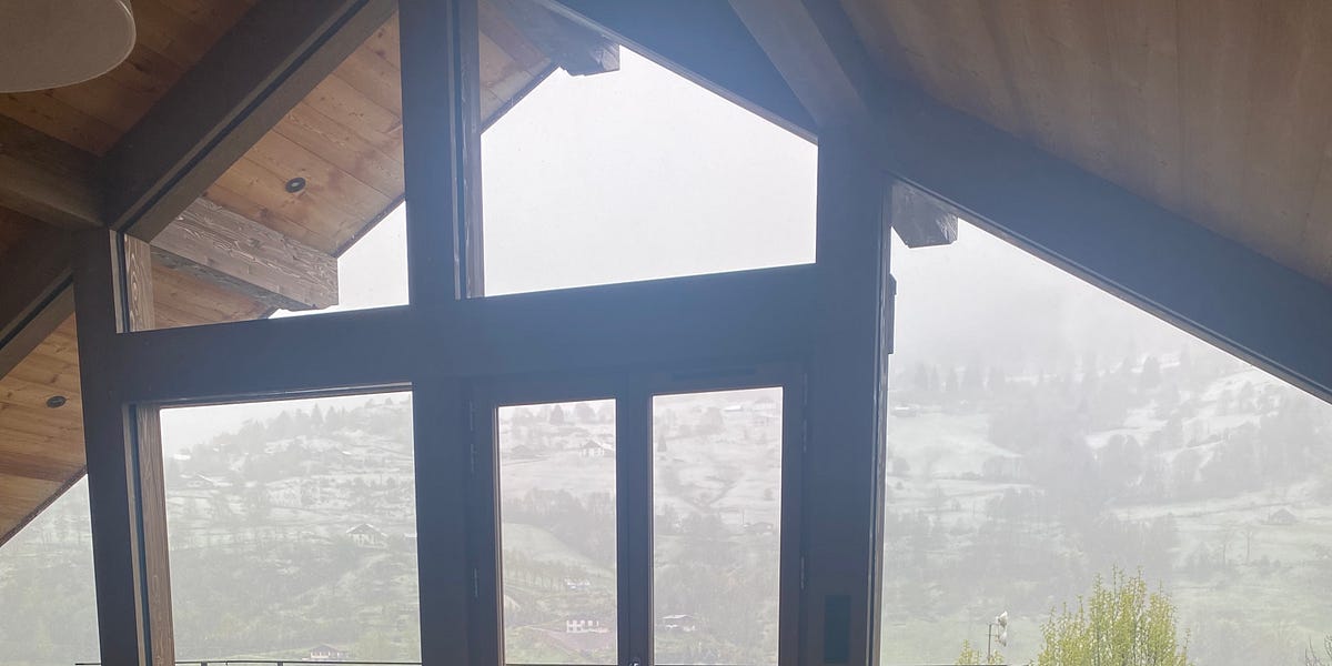 Mai, le mois farniente - by Yogananda studio