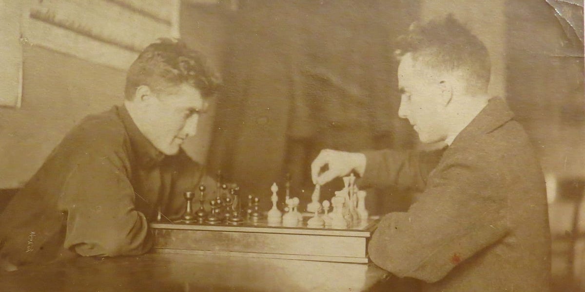 Bell Bottom Chess Set, Post #763/2023 - by Ed Yetman, III