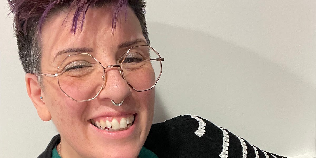 Don't Vacation for Less Than Two Weeks - by Jasmin Singer