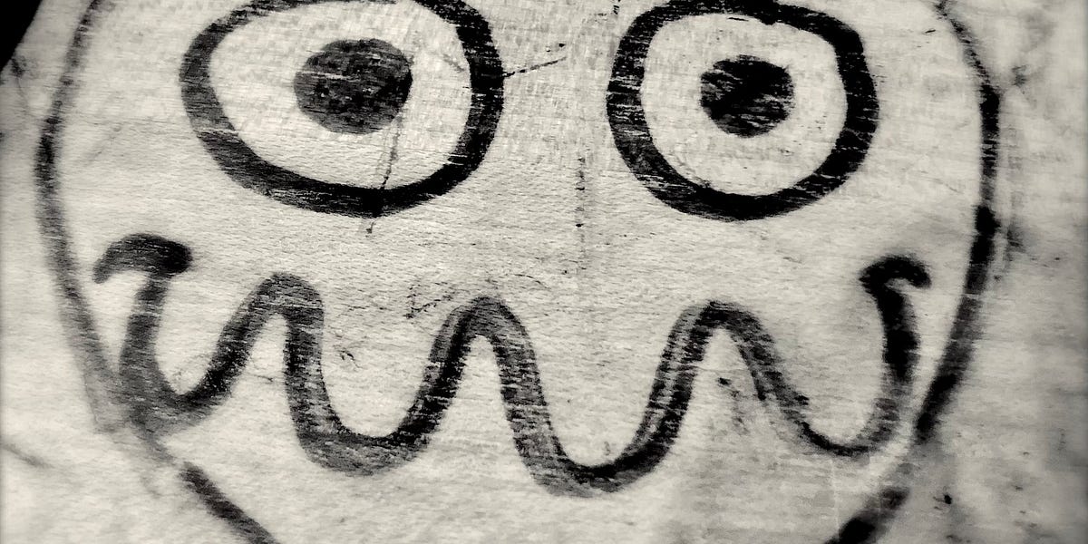 Graffiti Bug Face - by Tom Murphy - Recently Old