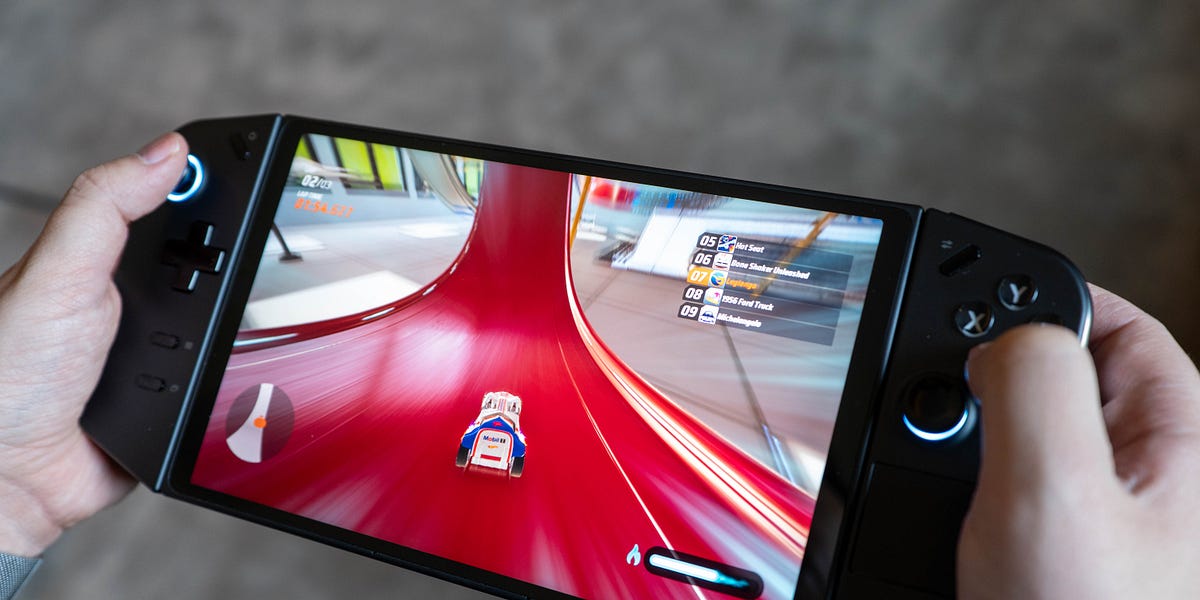 Lenovo Legion Go specs: the biggest Steam Deck and Asus ROG Ally rival yet