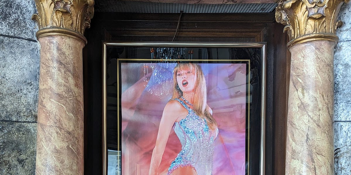 All about "Taylor Swift" - by Nancy Friedman - Fritinancy