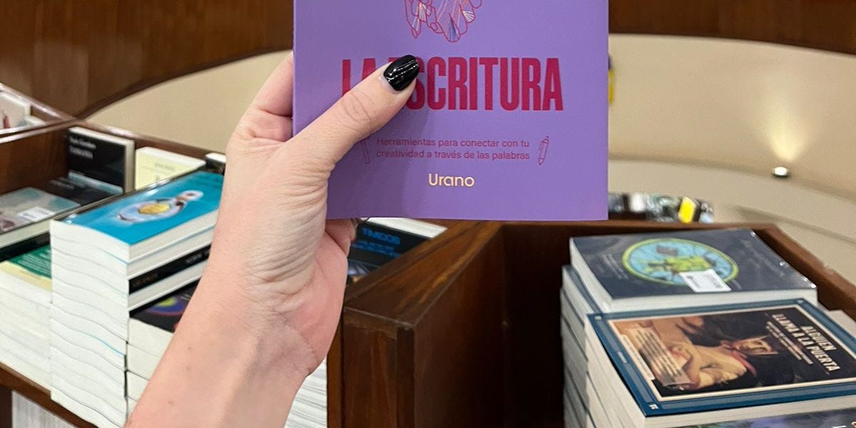 Week 48 - by Juana.txt - Todas Nuestras Palabras