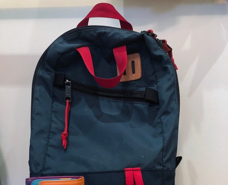 What's in my bag? — Mom Outing Essentials