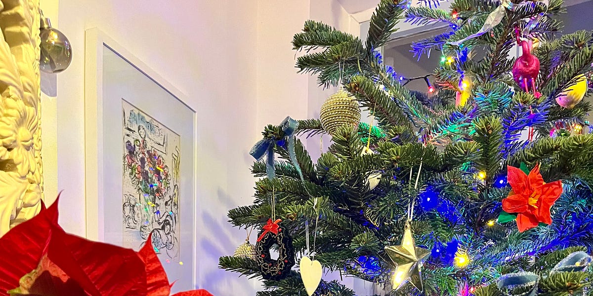 The Real Emily in Paris 2023 Gift Guide - by Emily