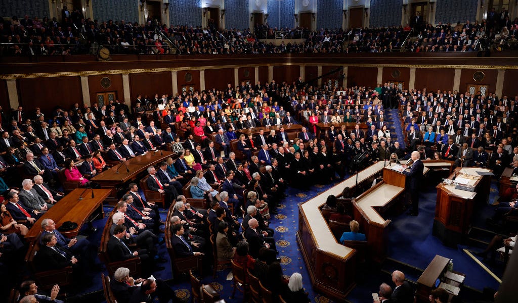 Send in the Clowns - by Bill Bonner and Dan Denning