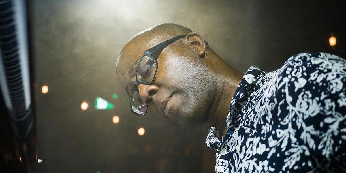 Intro - by Robert Mitchell - Robert’s Substack