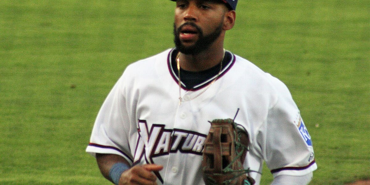 The Wizard of Vaz - Royals Weekly