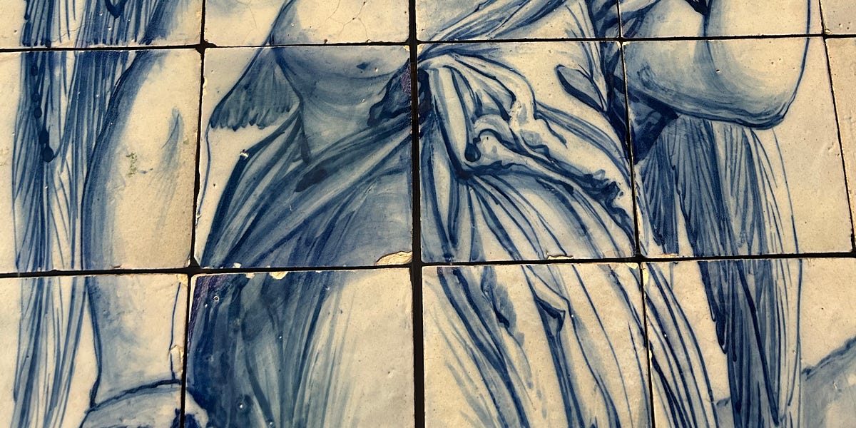 Lisboa, Portugal - by Lynn Cole - Lynn’s Substack