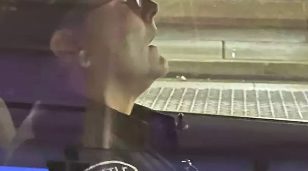 SPD's third highest-paid cop caught napping on the job in a bus lane