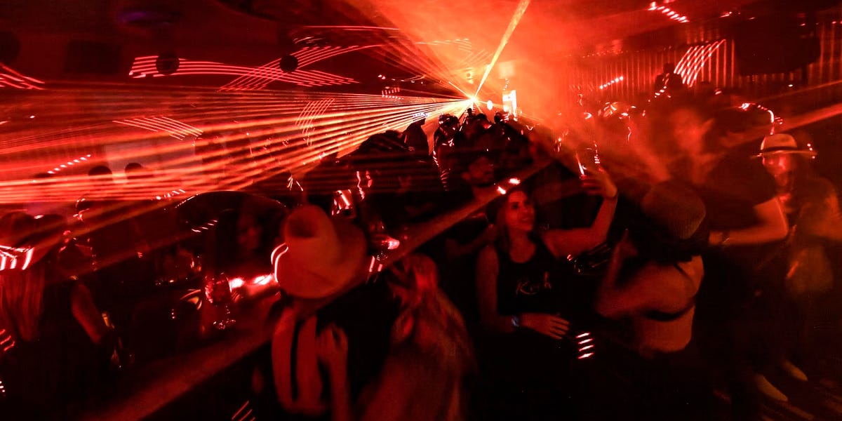 Los atléticos - by Diego Geddes