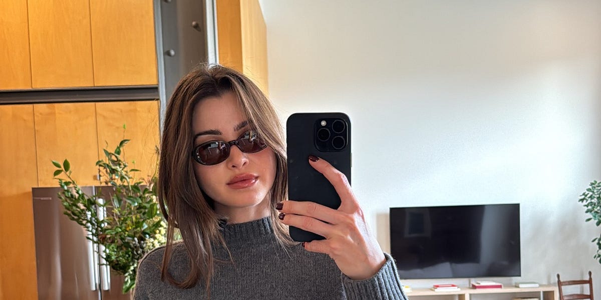 Jeans and a Sweater - by Anna Porte - Anna’s Substack