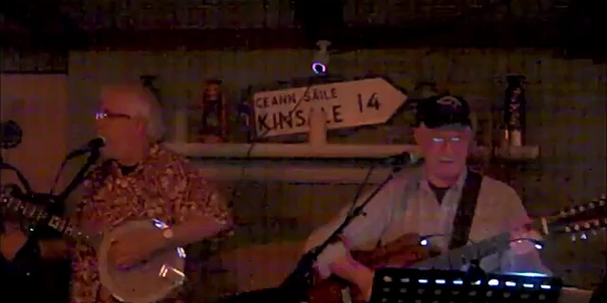 THE THREE LEGGED MAN - The Chuck Durang Show