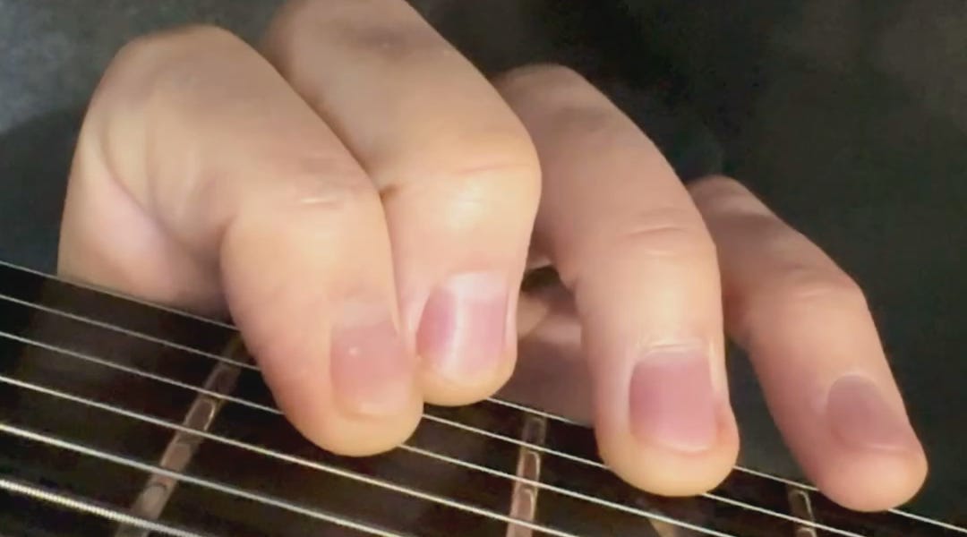 TECHNIQUE 119: Up Close - Chord Changing