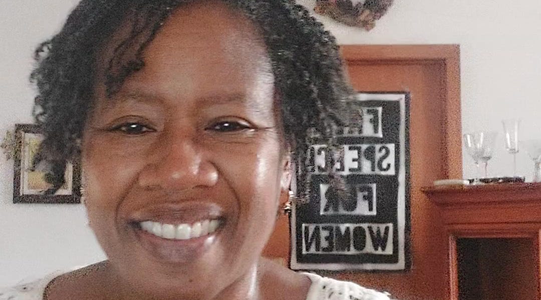 BIRD APP TERFIN' AND HAIR-DOIN' PRE-GIG