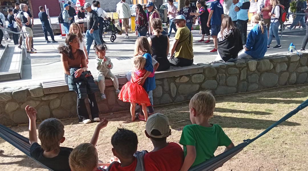 Street Food Market. - by Iam Beauchamp - Fictions.