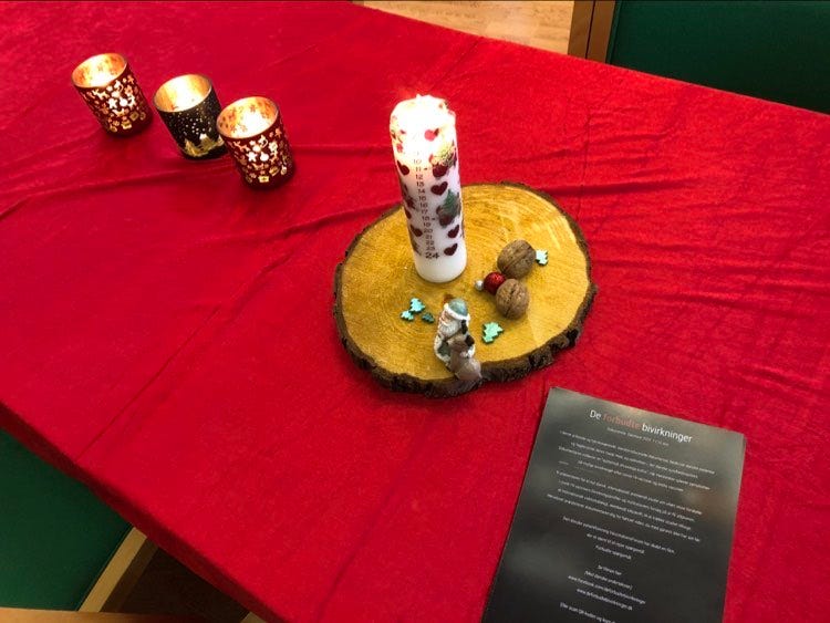 Jul i Biblioteket - Episode 8 - by Flemming Blicher