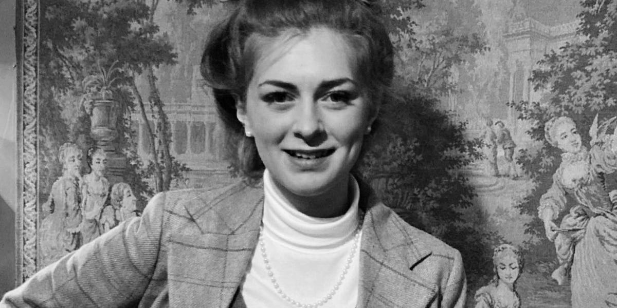 Fleur Meston - Promising Young Woman - by Alex Kaschuta