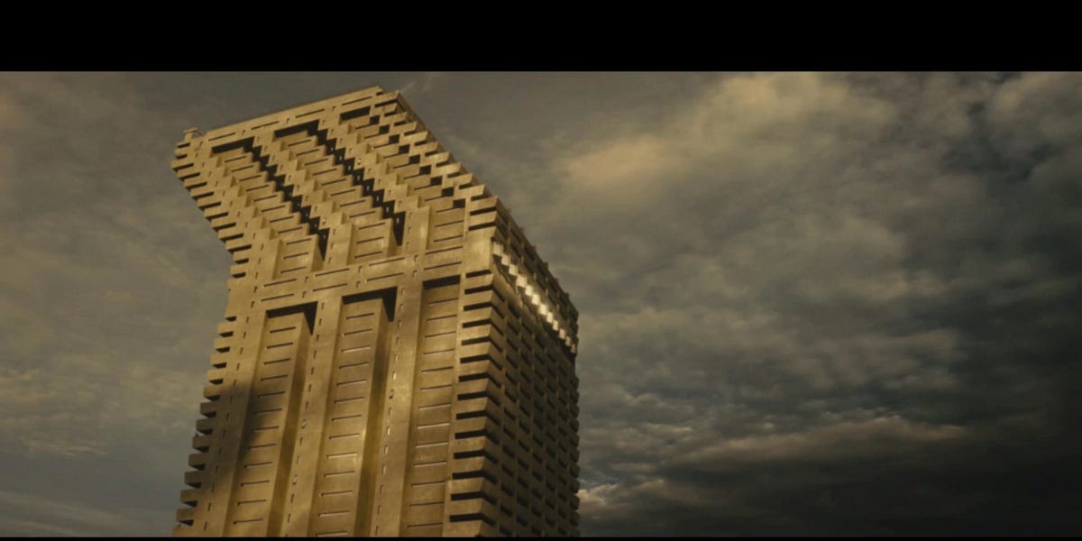 This is the worst apartment building in the movies.