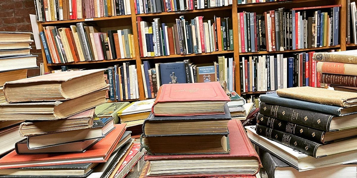 Demotivations Pod: Chronicles of Defeat - by Anne Kennedy