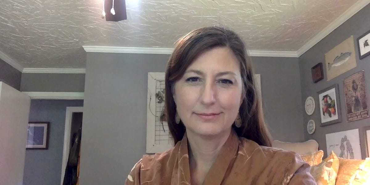 Episode 34 - by Deborah Potter - Vantage Point Grow Daily