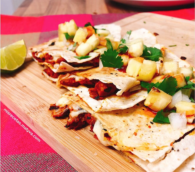 Gringas de carne (de soya) al pastor 🌶️🍺