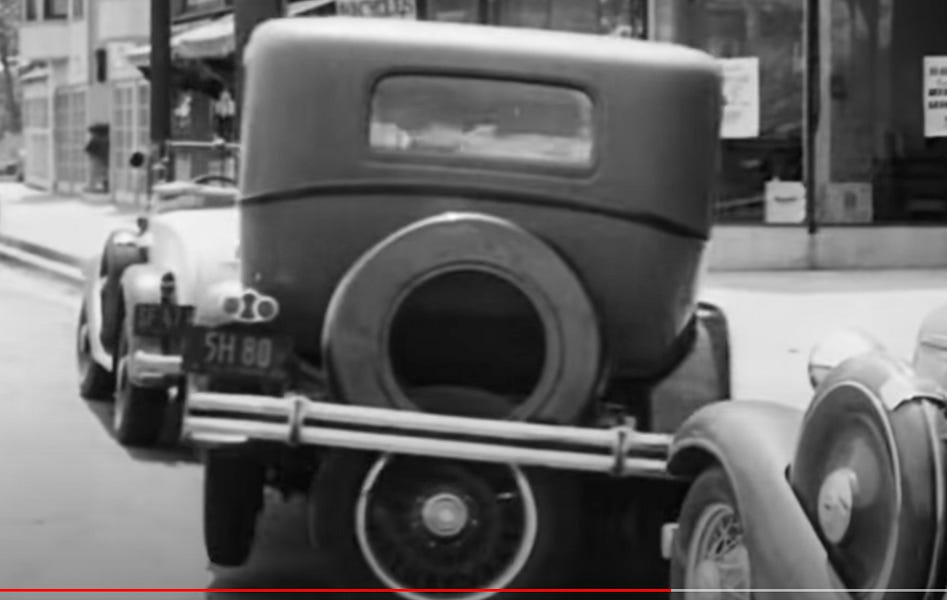 Drop Down Fifth Wheel for Parallel Parking (c1933)