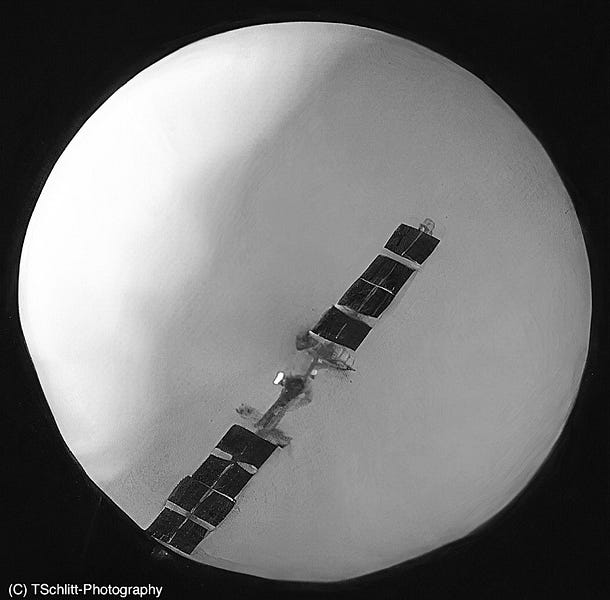 A Reconnaissance Balloon Spotted over the Continental U.S. and D.C ...