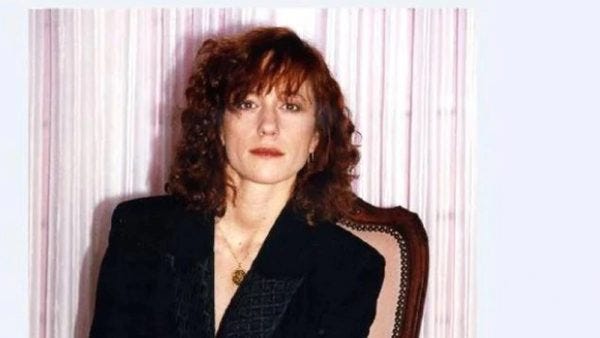 Shelly Miscavige and her beagles: A Group Therapy podcast extra