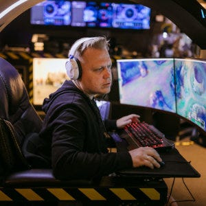 The Rise of Older Gamers: How Technology is Bringing People Over 45 ...