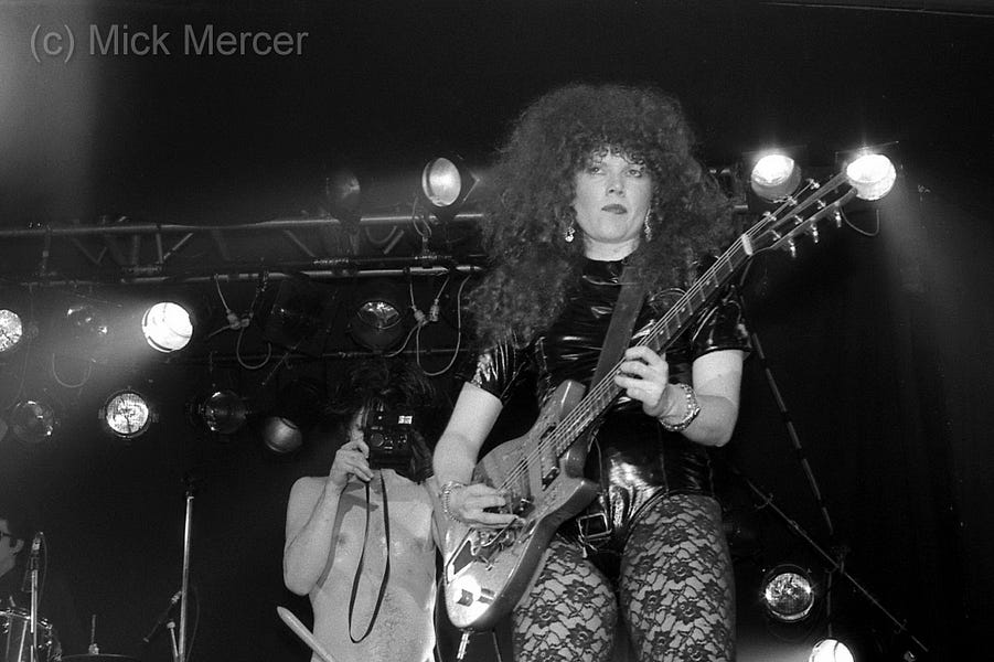 PHOTO OF THE DAY - Mick Mercer's Panache