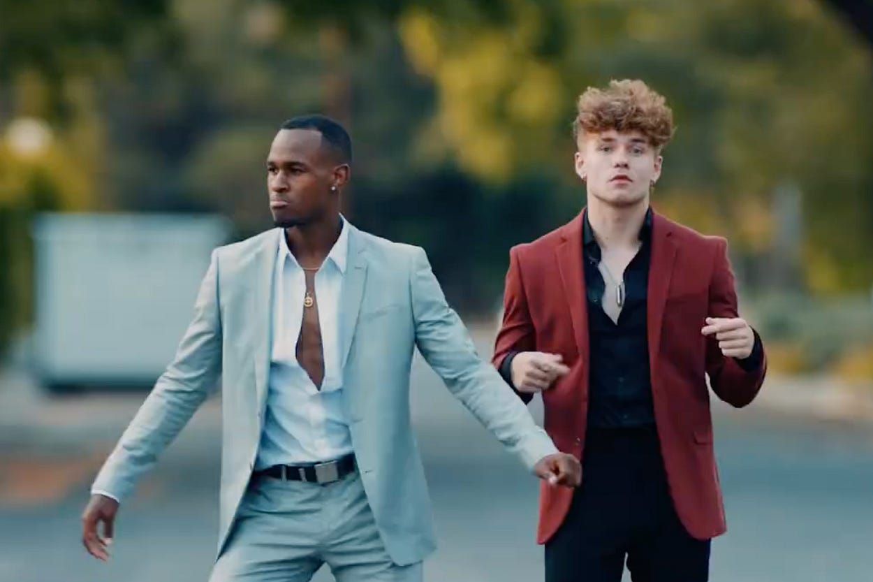 Plastik média | József Schaffer | Substack