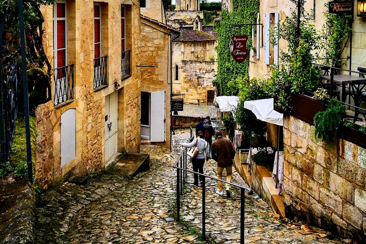 Lucid | Ruth Ben-Ghiat | Substack