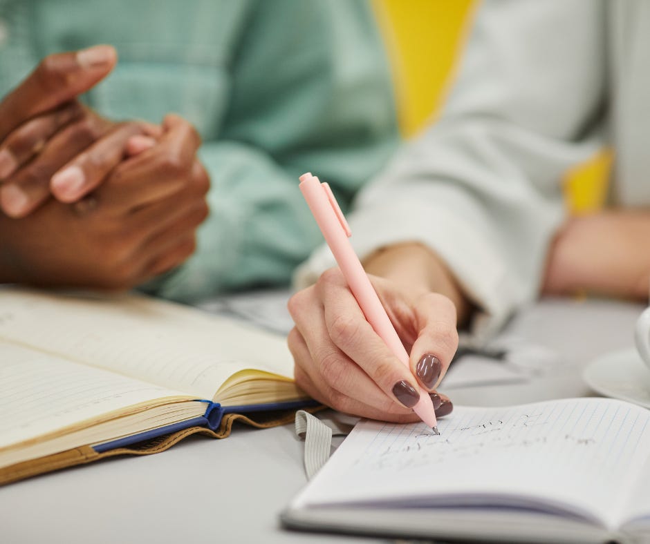 Best Fiction Newsletters on Substack